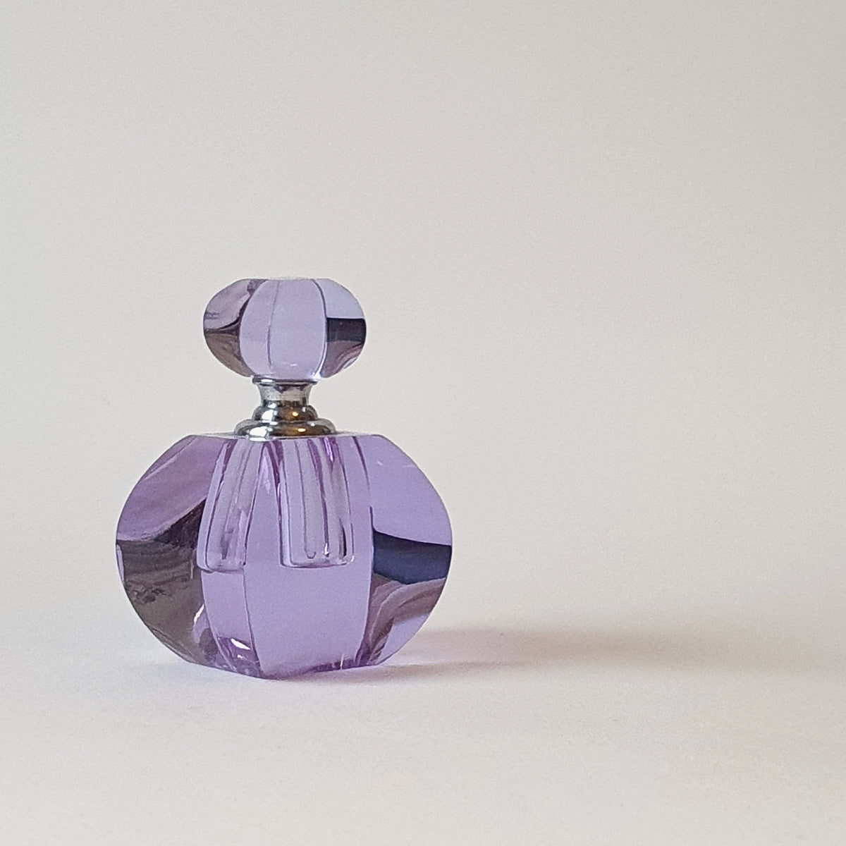Alexandrite perfume bottle – Candymoss